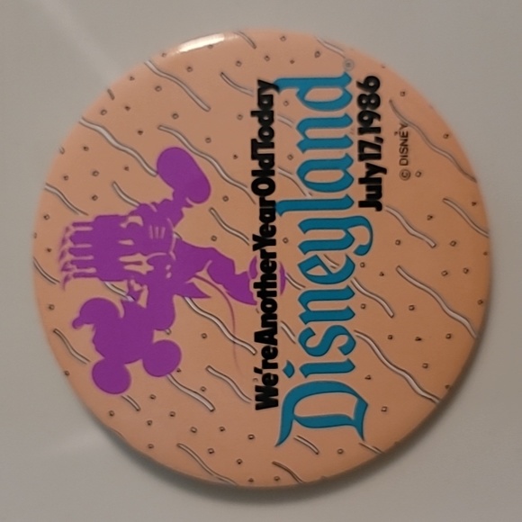 Disney | Other | Vintage Disneyland Button | Poshmark
